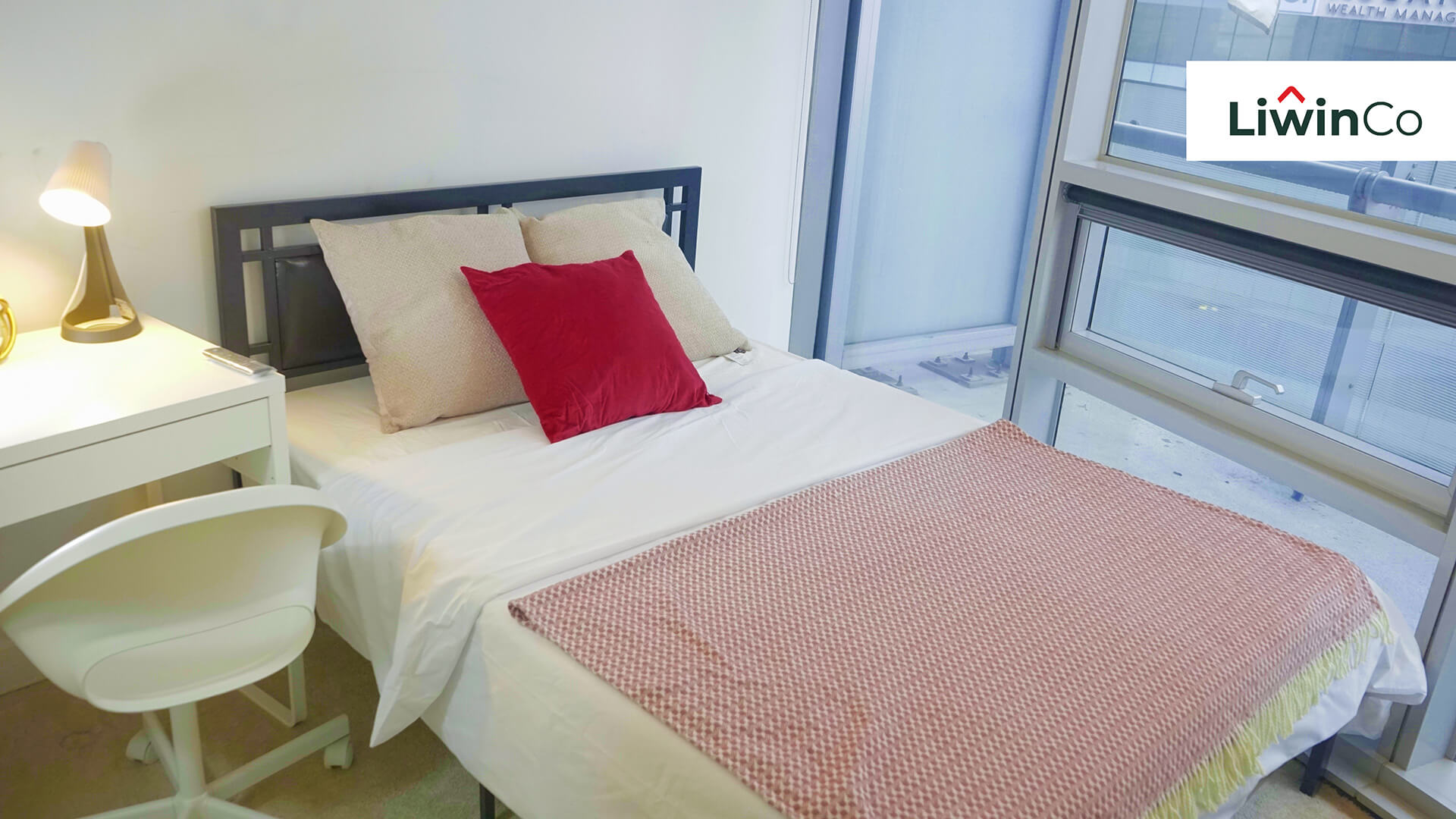 Master Room & Private Bathroom,Waterfront, Toronto Student Housing ...